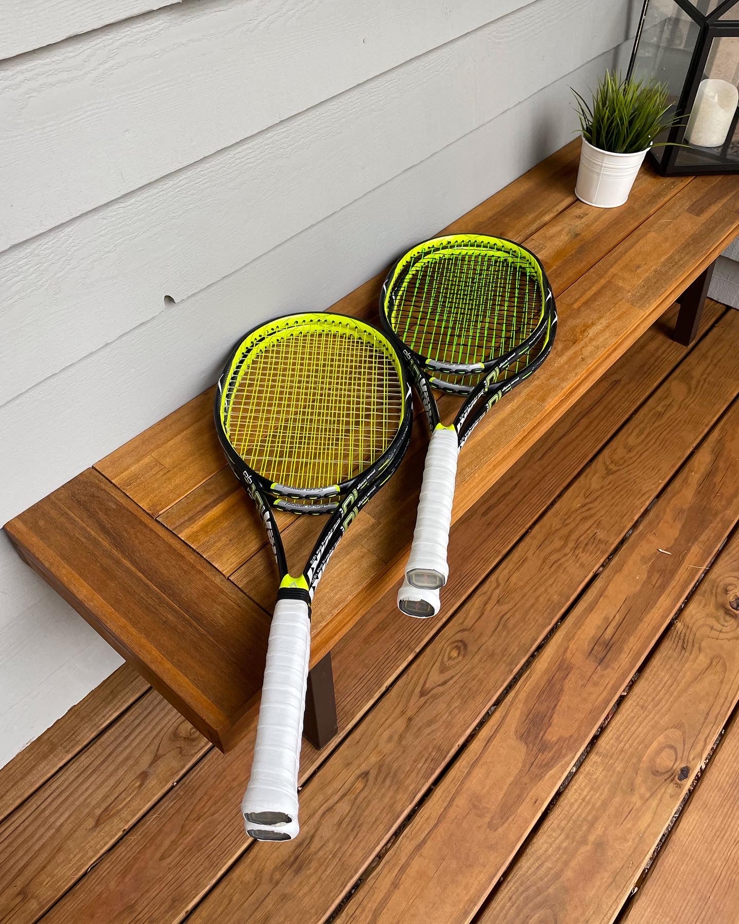 Winter hybrid string setups – Evoke Tennis