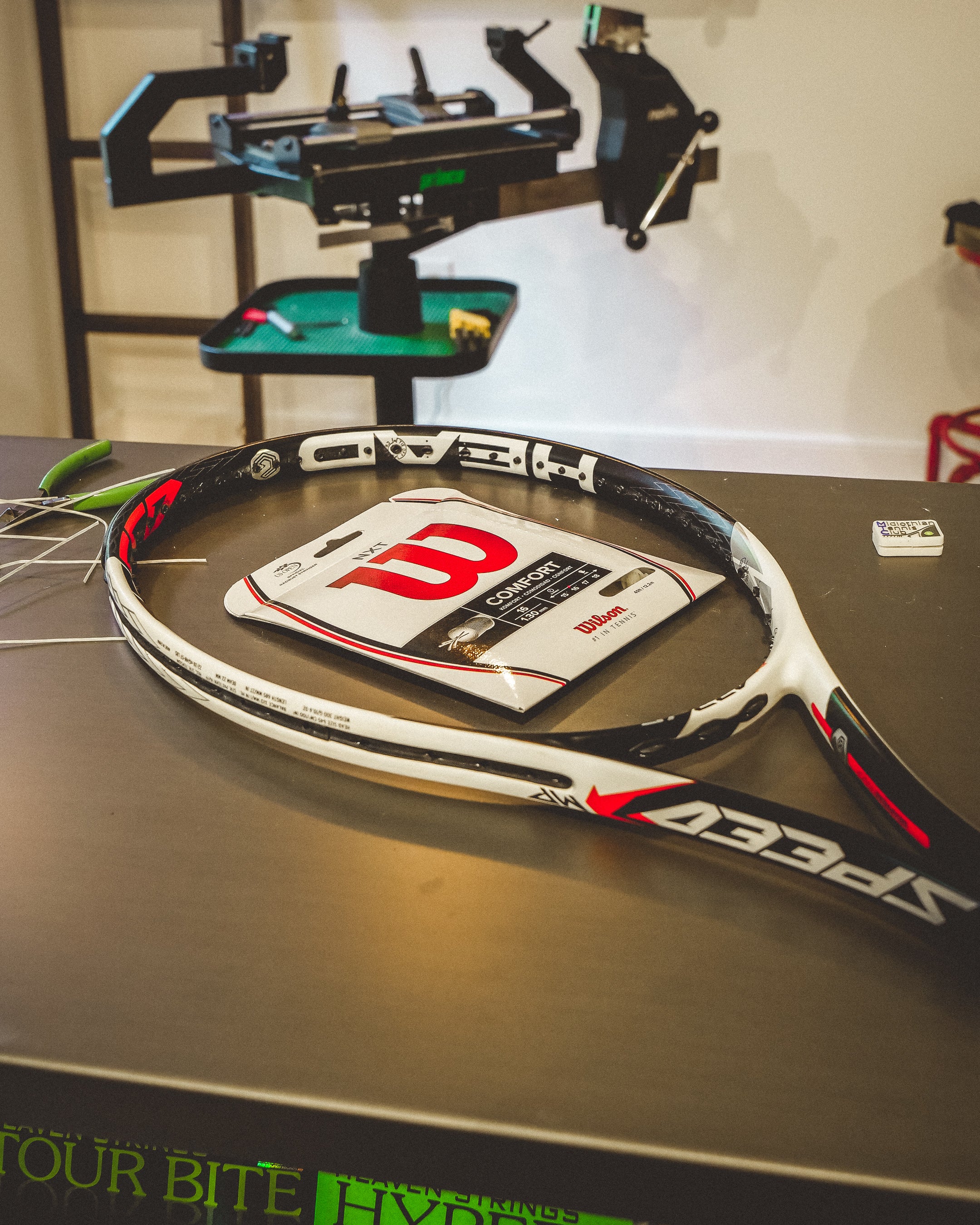 The String Bar: playability vs durability – Evoke Tennis